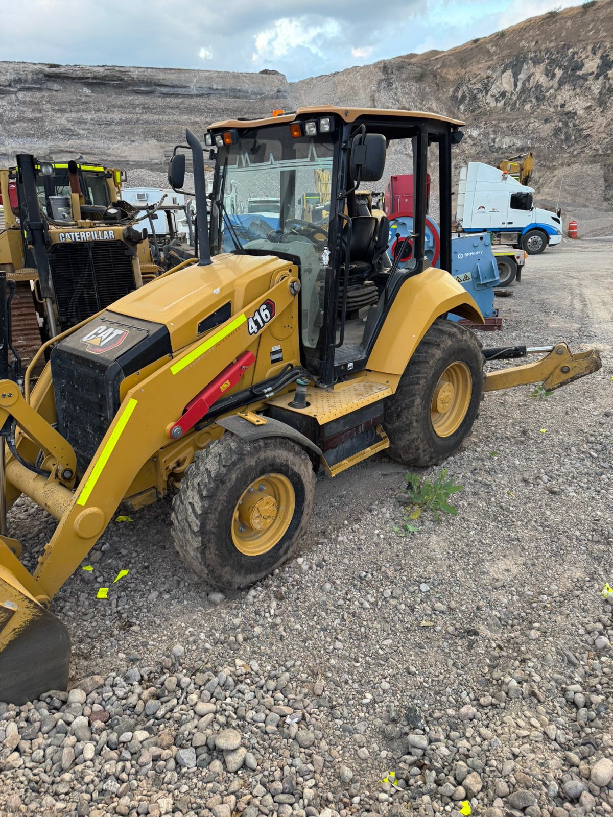 Retroexcavadora Caterpillar 416 2023 - ALOHER